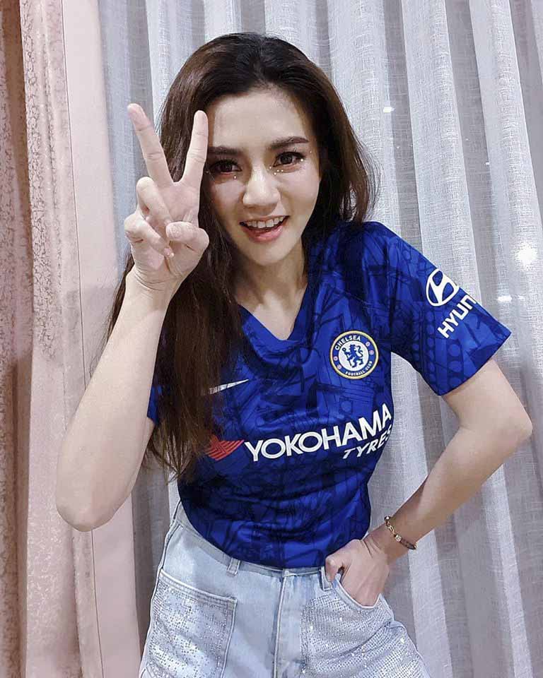 น้องเชอรี่ สามโคก แฟนคลับตัวยง ทีม เชลซี น่ารักเกินห้ามใจจริงๆ