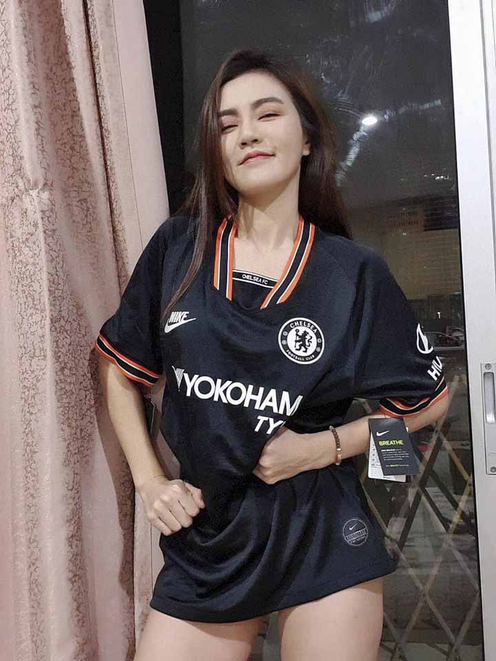 น้องเชอรี่ สามโคก แฟนคลับตัวยง ทีม เชลซี น่ารักเกินห้ามใจจริงๆ